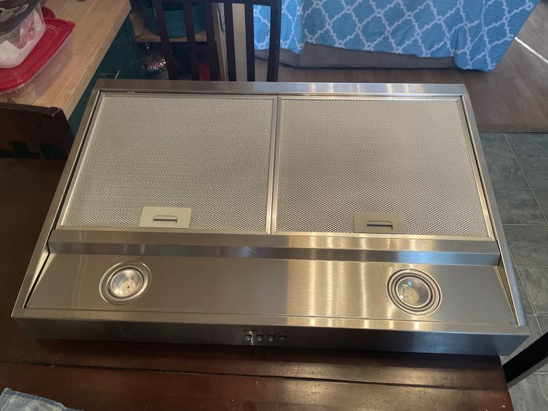 Whirlpool 30-in Convertible 270-CFM Stainless Steel Under Cabinet Range ...