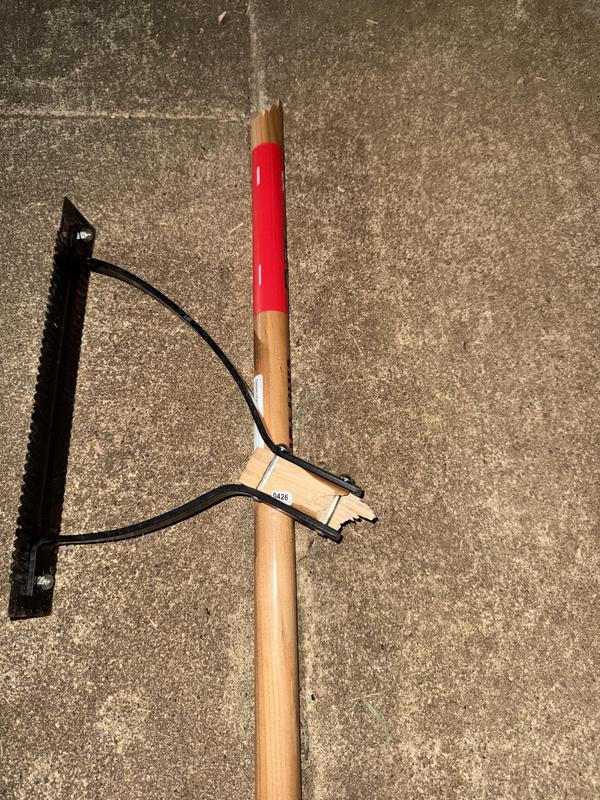 CRAFTSMAN Long-handle Tool Weeder CMXMLTP35318 at Lowes.com