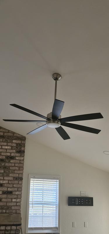 Harbor Breeze Cogdell 60-in Matte White with Matte White/Driftwood ...