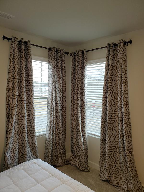 Hart & Harlow 1-in Kylee 66-in to 120-in Bronze Steel Single Curtain ...