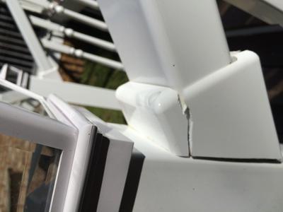 Fiberon Deluxe White PVC Stair connector 2 -Pack in the Deck Connectors ...