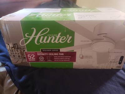Hunter Vicinity 52-in Fresh White with Fresh White/Natural Wood Blades ...