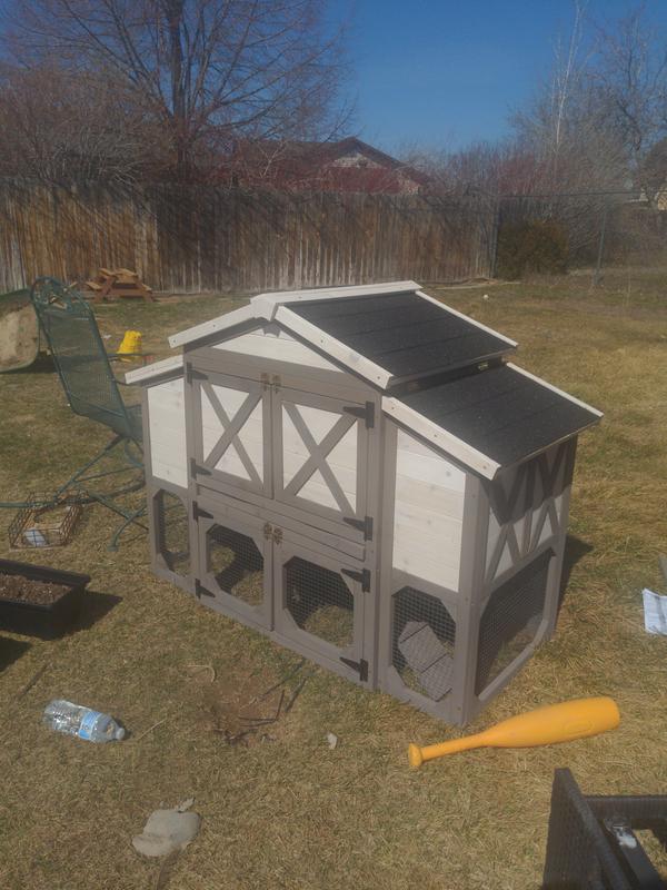 Merry Products Country Style Gray Chicken Coop with Hinged Roof and ...