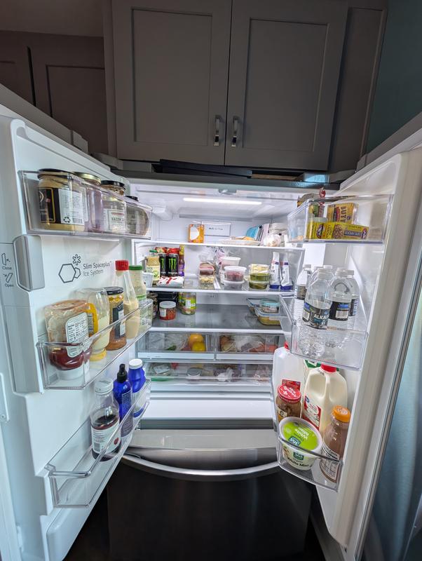 LG 27.7-cu ft Smart French Door Refrigerator with Ice Maker, Water and ...