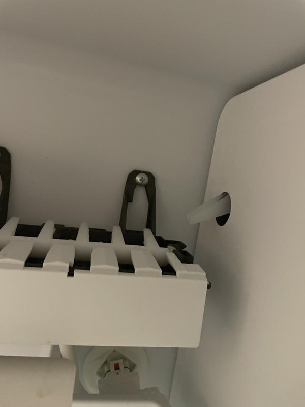 GE Top-freezer Refrigerator Ice Maker- White IM4D at Lowes.com