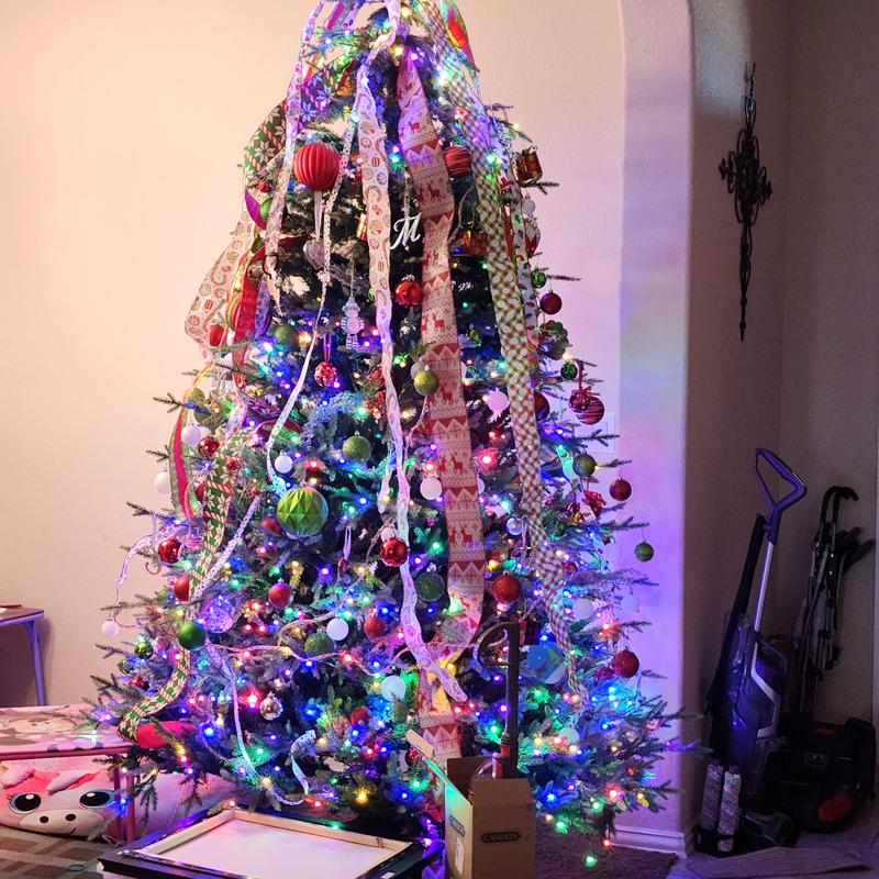 Holiday Living Acadia 9-ft Spruce Pre-lit Artificial Christmas Tree ...