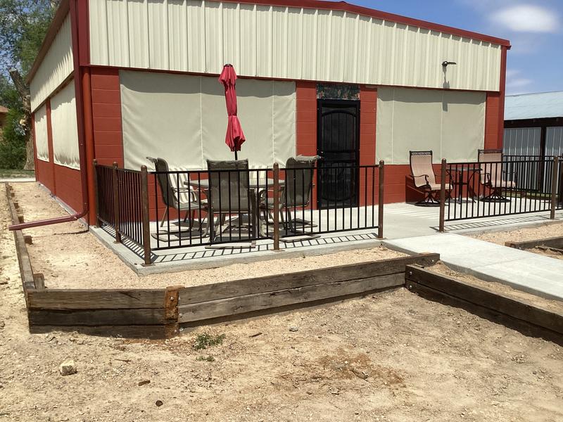 Merchants Metals Monroe 5-ft H x 8-ft W White Galvanized Steel Fence ...