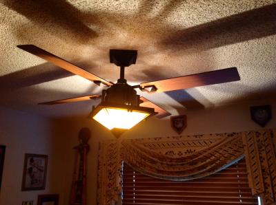 Harbor Breeze San Leandro 52-in Ceiling Fan with Light Kit and Remote ...