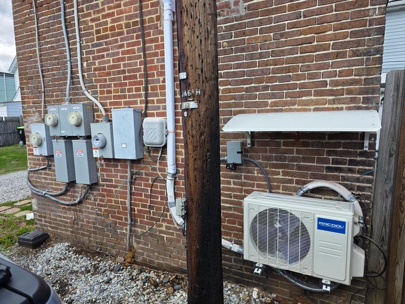 MRCOOL Easy Pro 1 zone 9000-BTU Ductless Mini Split Air Conditioner ...