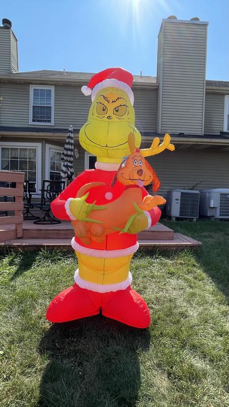 Grinch 8-ft LED Dr Seuss Grinch & Max Christmas Inflatable 883689 at ...