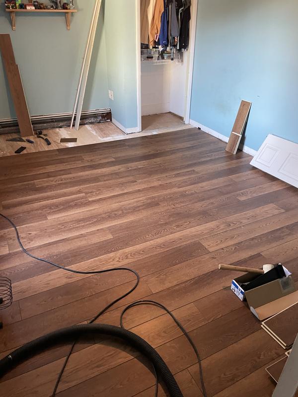 SMARTCORE Ultra Lexington Oak Brown 12-mil Waterproof Interlocking ...