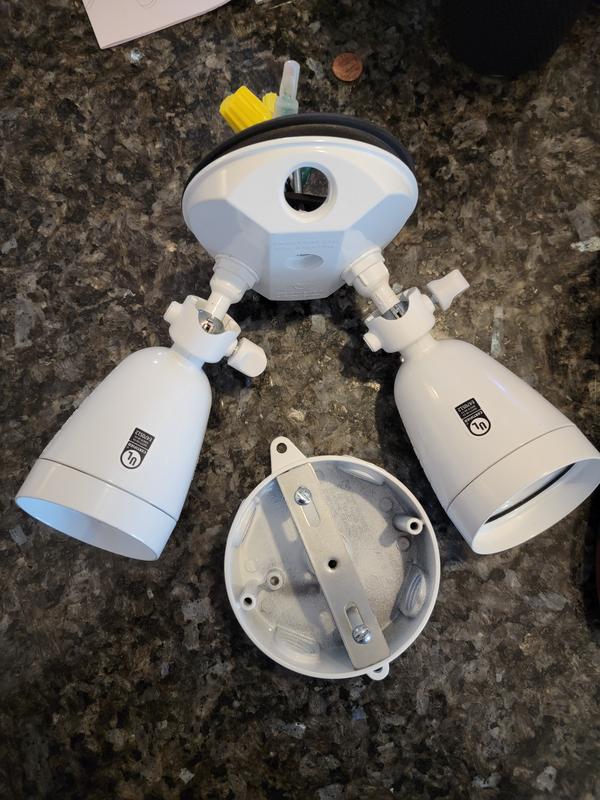 Hubbell Bell 250-Watt EQ LED White 2-Head Switch-Controlled Flood Light ...