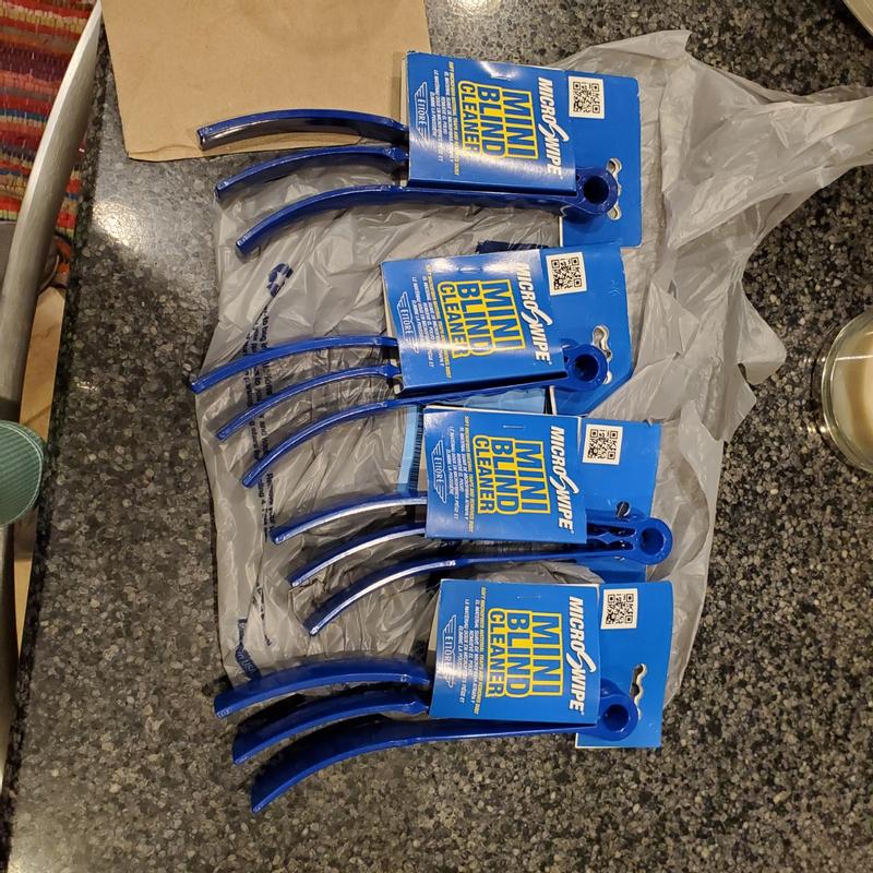 Ettore Blue Microfiber Blind Duster - Easily Clean Window Blinds ...