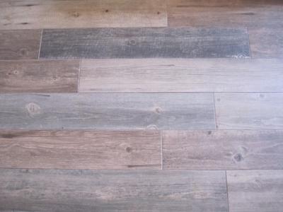 Style Selections Kaden Reclaimed 6-in x 36-in Glazed Porcelain Wood ...