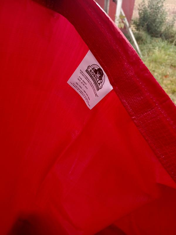 Gorilla 10-ft x 14-ft Red Water Resistant Standard Polyethylene 8-mil ...