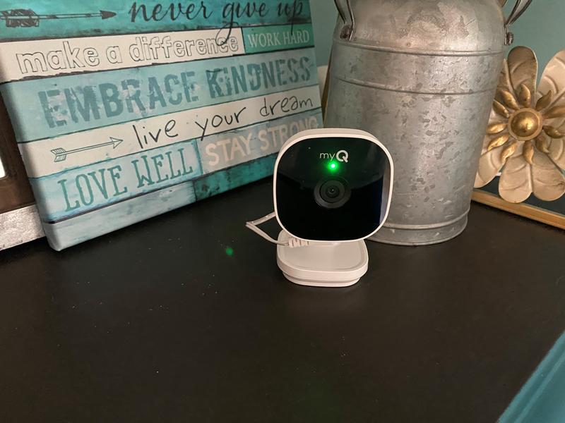 Chamberlain myQ Smart Indoor 1-Channel 1-Camera 1080P Plug-in Standard ...