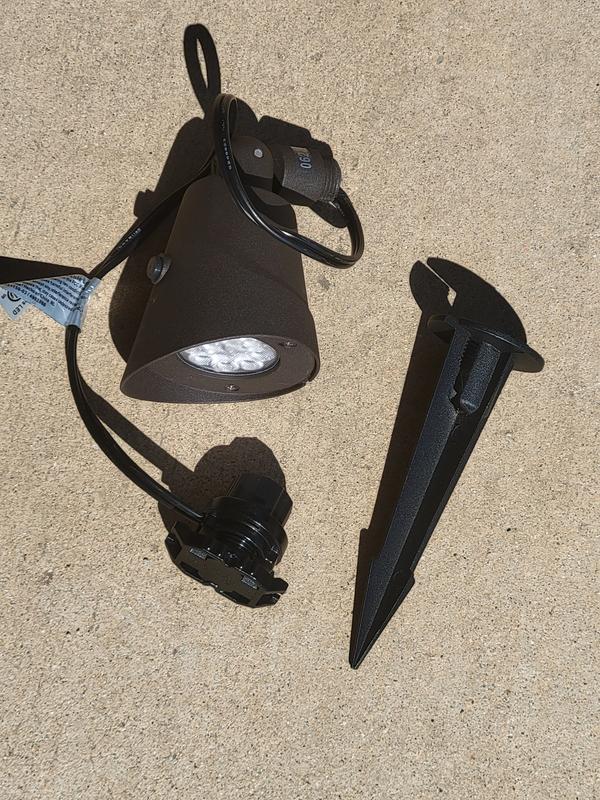 Shop Harbor Breeze 500-Lumen 7-Watt Black Low Voltage Hardwired LED ...