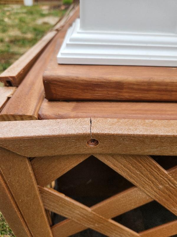 Style Selections 1-in x 8-ft Black Vinyl Lattice cap in the Lattice ...