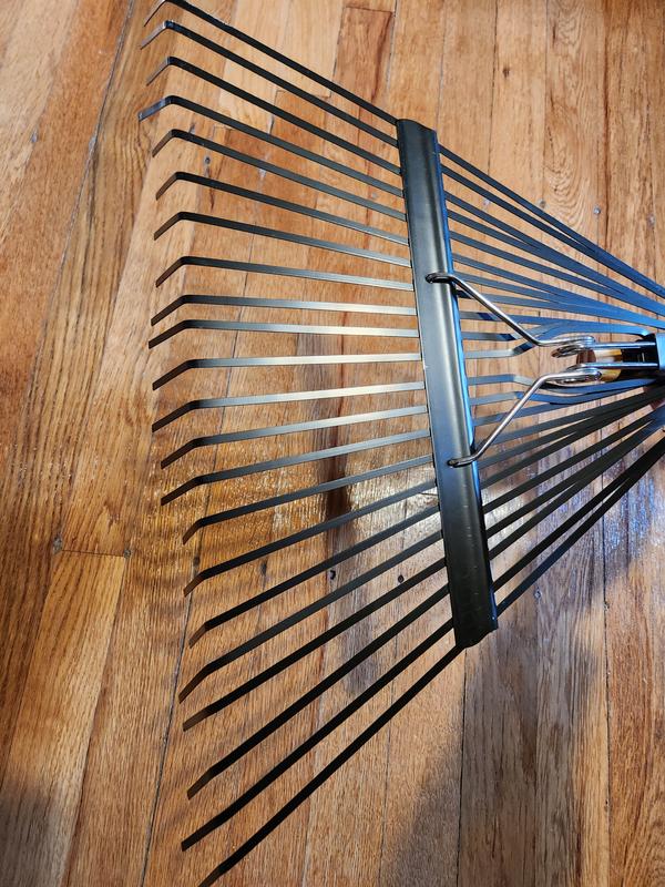 True Temper 24-in Steel Leaf Rake with Fiberglass Handle 2934100 at ...