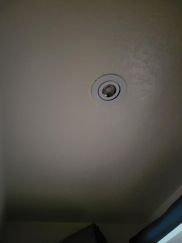 Utilitech White 4-in 700 -Lumens Switchable white Round Dimmable LED ...