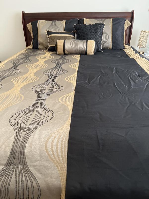 Nanshing 7-Piece Brown Full Comforter Set KATH7-F at Lowes.com