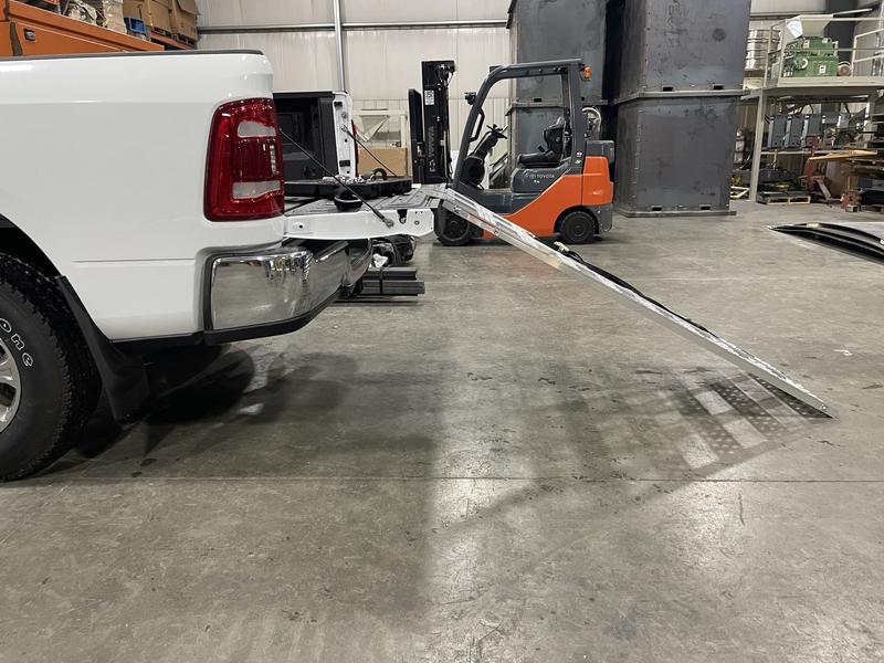 Kobalt 1.09-ft x 6.41-ft 1250-lb Capacity Loading Ramp AC1002TR at ...