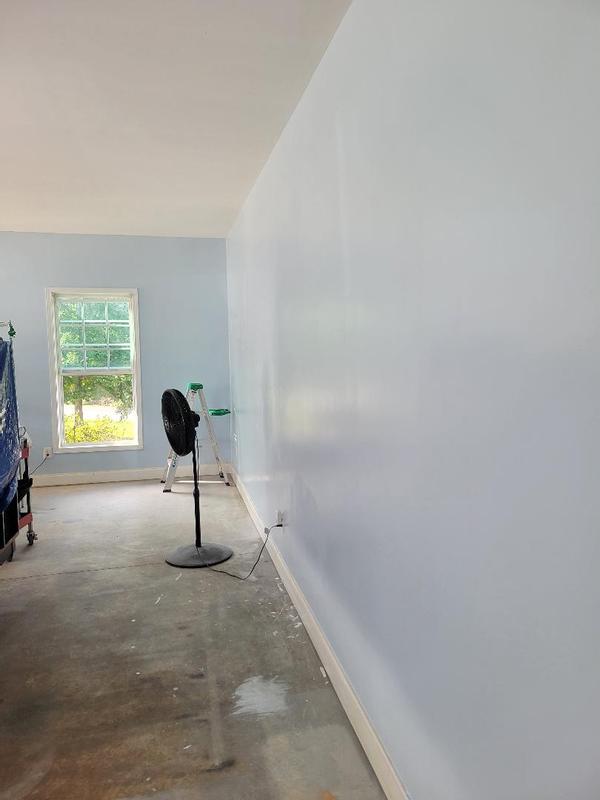 Valspar Signature Semi-gloss Ultra White Tintable Latex Interior Paint ...