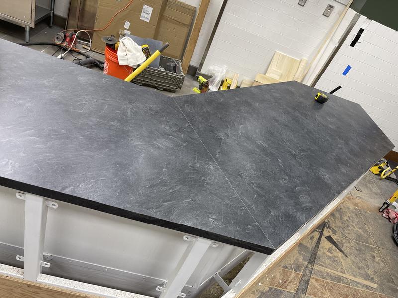 Formica Brand Laminate Patterns 48-in W x 96-in L Basalt Slate Matte ...