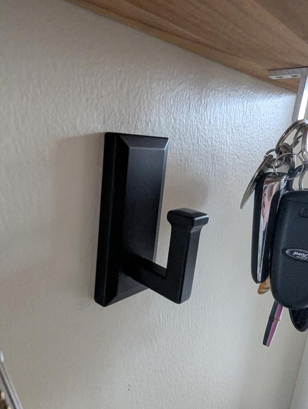High & Mighty 1-Hook 1.75-in x 4-in H Matte Black Decorative Wall Hook ...