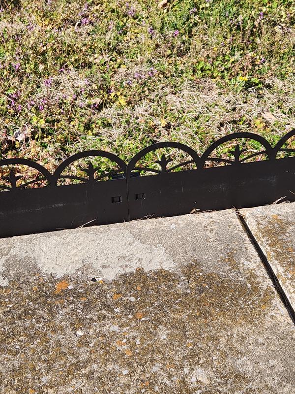 Garden Accents 3 -Pack 10.5-in Black Rust Resistant Steel Edging stake ...