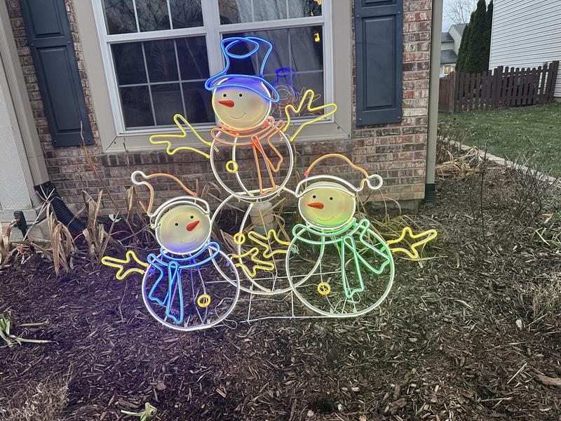 GE 48-in Freestanding Snowman Yard decoration with Multicolor LED ...