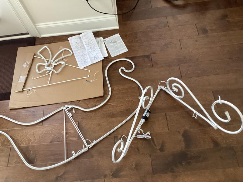 GE 4-ft Staybright LED Neon Flex Sleigh Decoration 82083LO at Lowes.com