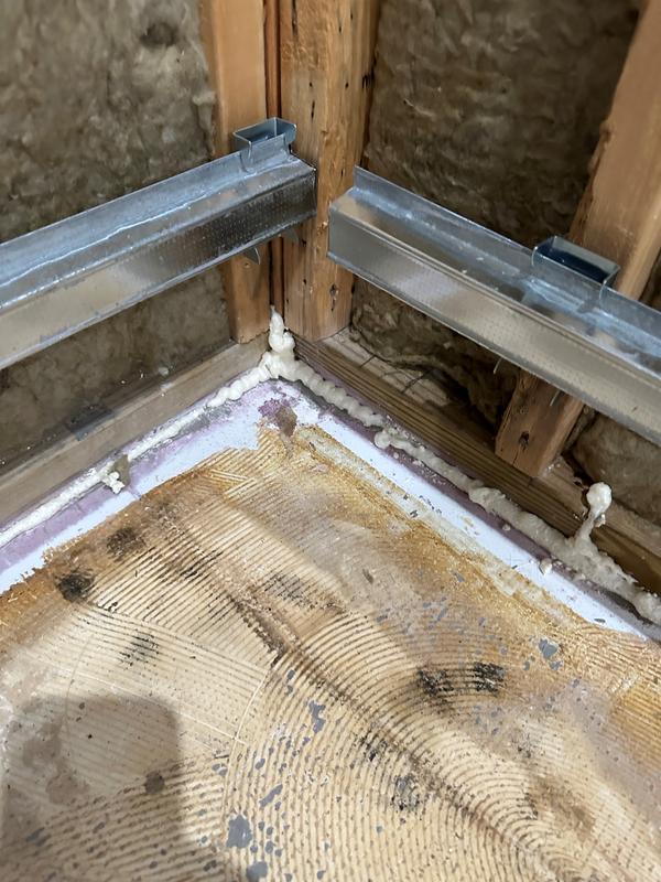 ENERFOAM 25 Professional Foam Sealant and Adhesive 24-oz Spray gun ...