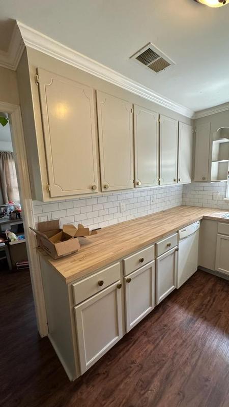 Wilsonart Premium 36-in W x 96-in L Truss Maple Soft Grain Wood-look ...