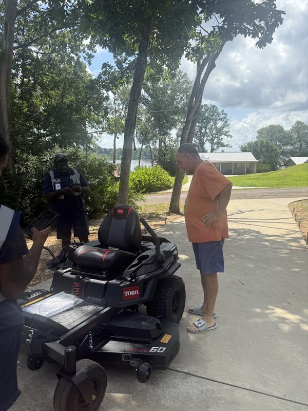 Toro TimeCutter MAX MyRIDE 60-in 23-HP V-twin Gas Zero-turn Riding Lawn ...