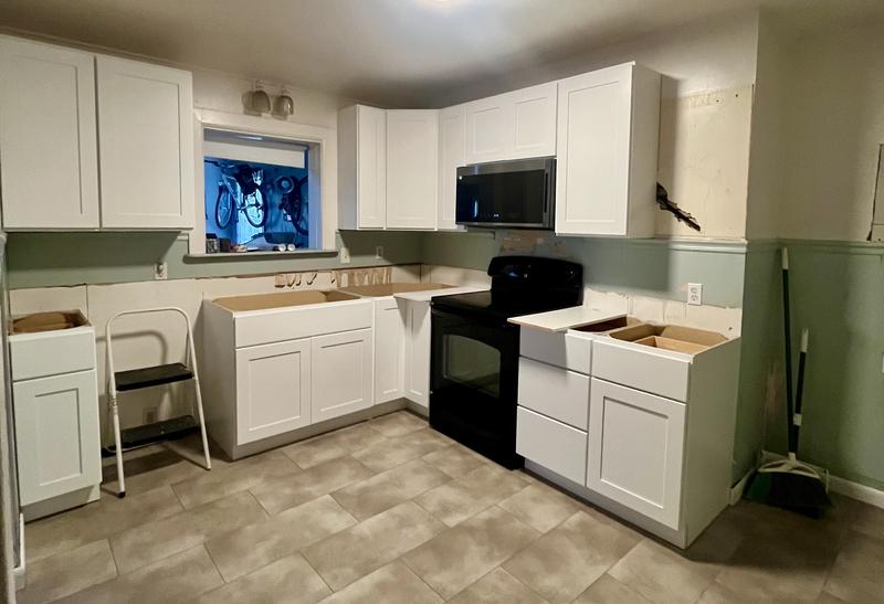 SMARTCORE Lucca Stone Brown Stone Look 12-mil x 12-in W x 24-in L ...