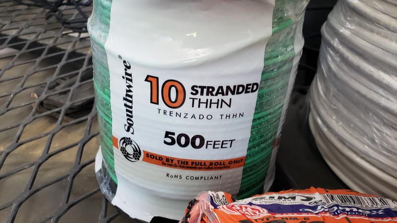 Southwire 500-ft 10 -AWG Green Stranded Copper THHN wire ( By-the-roll ...