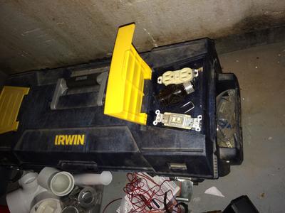 IRWIN 29-in W x 11-in H Blue Resin Lockable Tool Box at Lowes.com