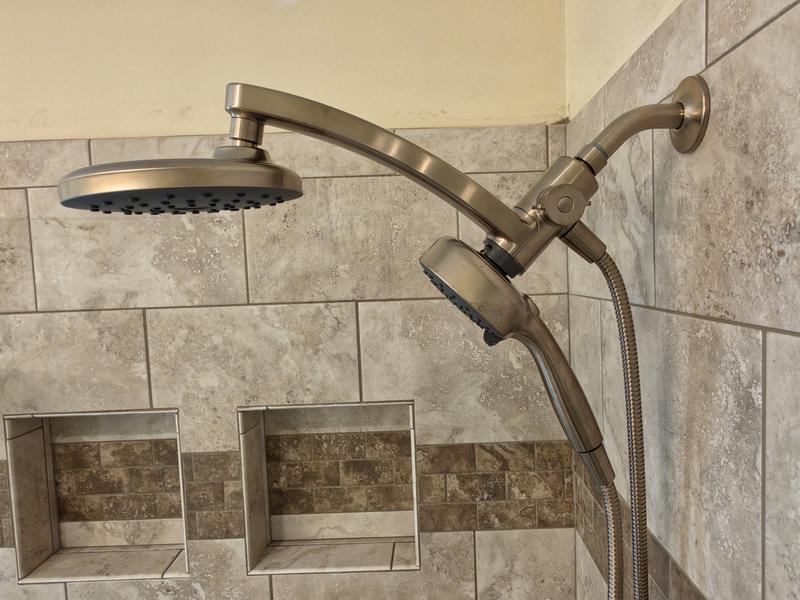 Delta PivotPro 6 -Spray Champagne Bronze 7-in Round Rain Shower Head ...