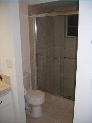 Del Conca Rialto Beige 12-in x 12-in Glazed Porcelain Tile (0.96-sq. ft ...