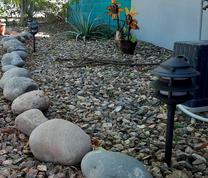 Harbor Breeze 60-Lumen 4.5-Watt Bronze Line Voltage Plug LED Outdoor ...