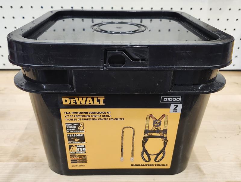 DEWALT Dewalt Fall Protection Compliance Kit Includes D1000 Harness ...