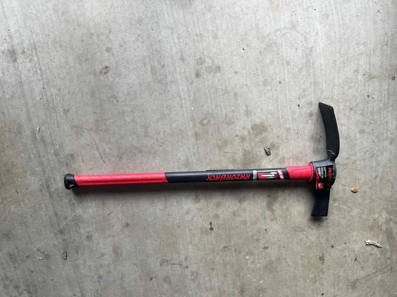 Razor-Back 5-lb Fiberglass-Handle Forged Steel Cutter Mattock 4117000 ...