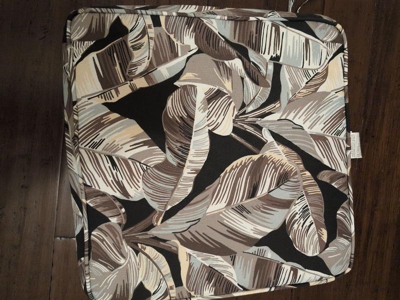 Shop Style Selections (2-Pack) 20-in x 20-in Modern Black Tropical ...