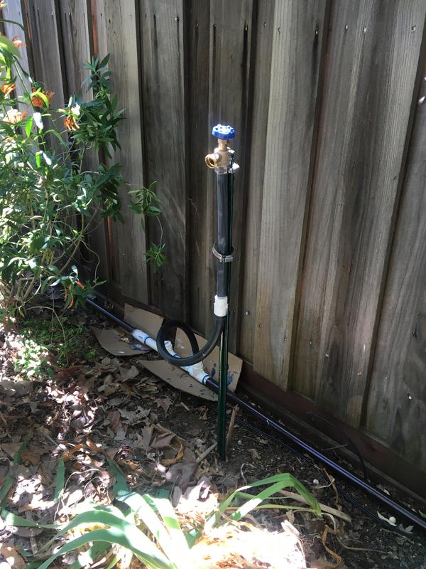 HydroMaxx 1/2-in x 50-ft Schedule 40 PVC Pipe BF012050 at Lowes.com