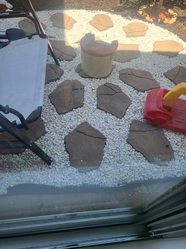 EARTHESSENTIALS BY QUIKRETE 0.5-cu ft 40-lb White Mini Marble Chips ...