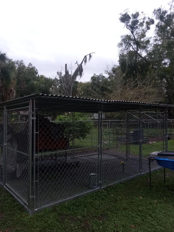 Pet Sentinel Chain link Outdoor Preassembled kennel for Any Pet Dog ...