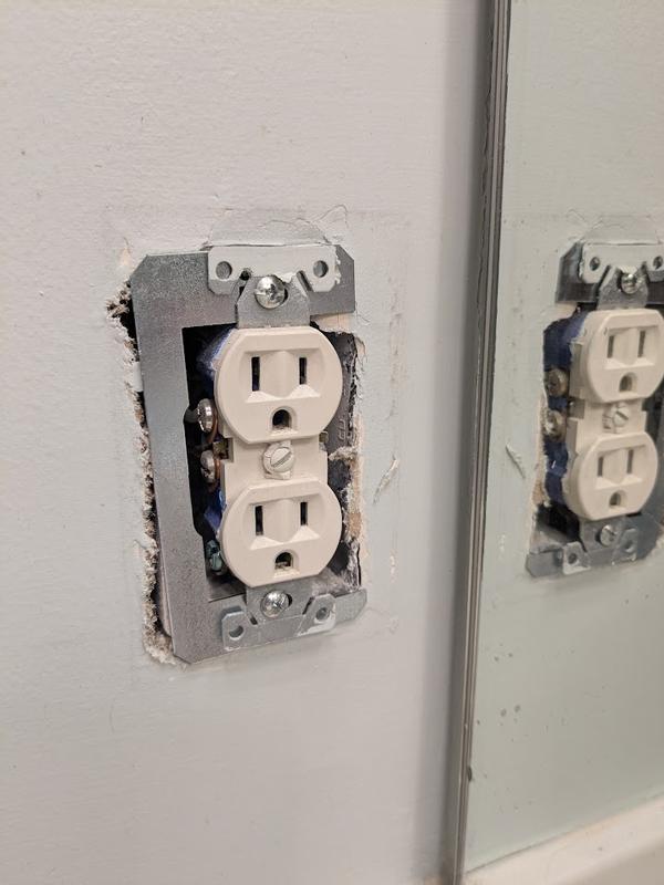 Hubbell RACO 3-Pack 4.4-in W x 0.25-in L Steel Wall Plate Spacer 999X ...