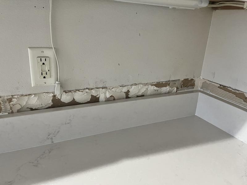 allen + roth Peaceful Quartz Off-white Kitchen Countertop SAMPLE (4-in ...