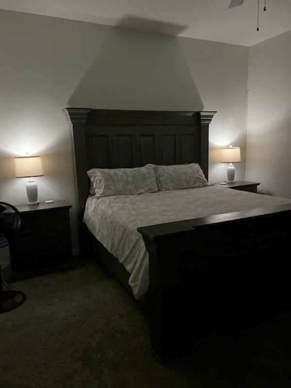 UrFurnishings Farmhouzz 24-in Beige LED Touch Table Lamp with Linen ...